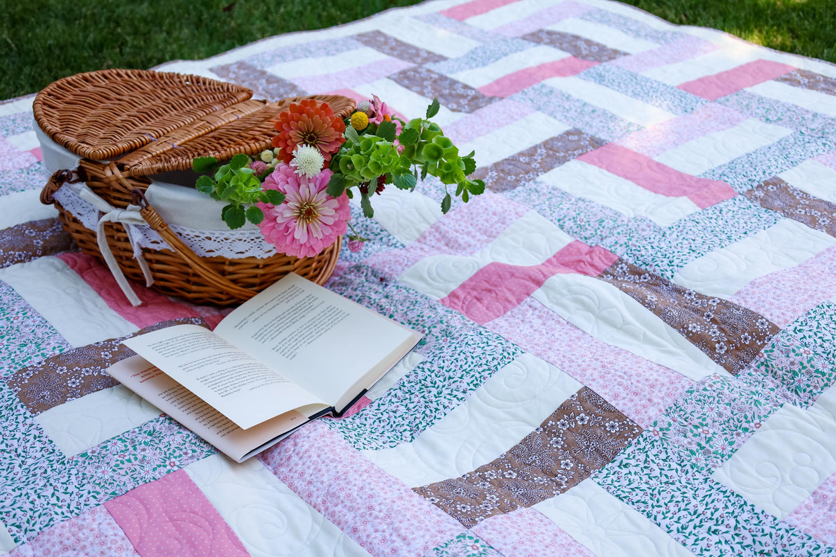 Picket Fences Pre-Cut Ready-To-Sew Quilt Kit – My Fabric Addiction