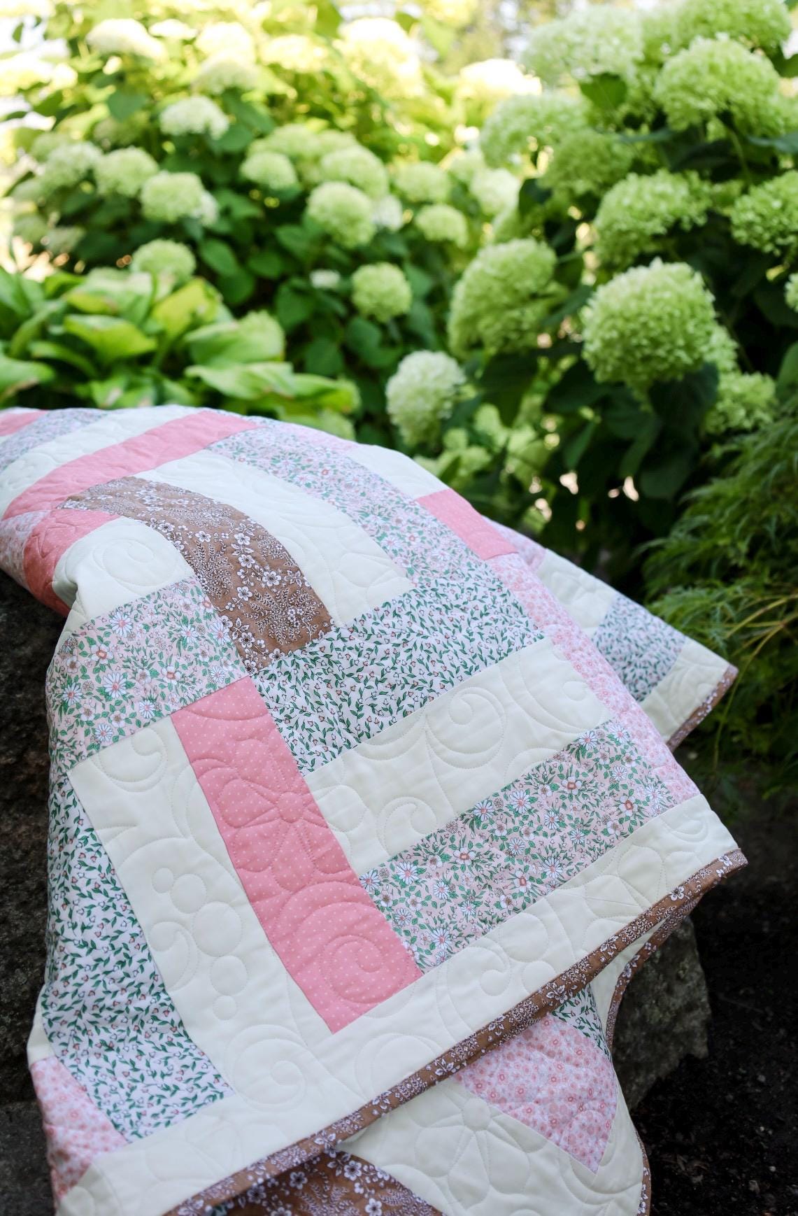 Picket Fences Pre-Cut Ready-To-Sew Quilt Kit – My Fabric Addiction